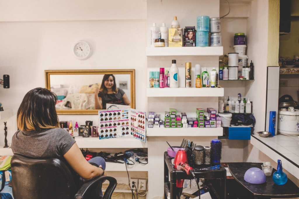 Day at a Havana Hair Salon: Where & How to Get Your Hair Done in Cuba