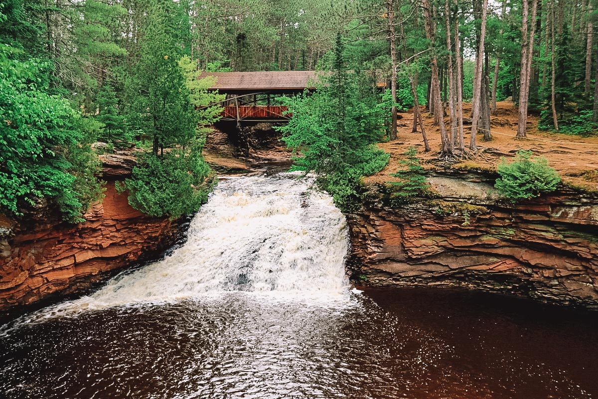 27 Best Waterfalls in Wisconsin + Local Hidden Gems