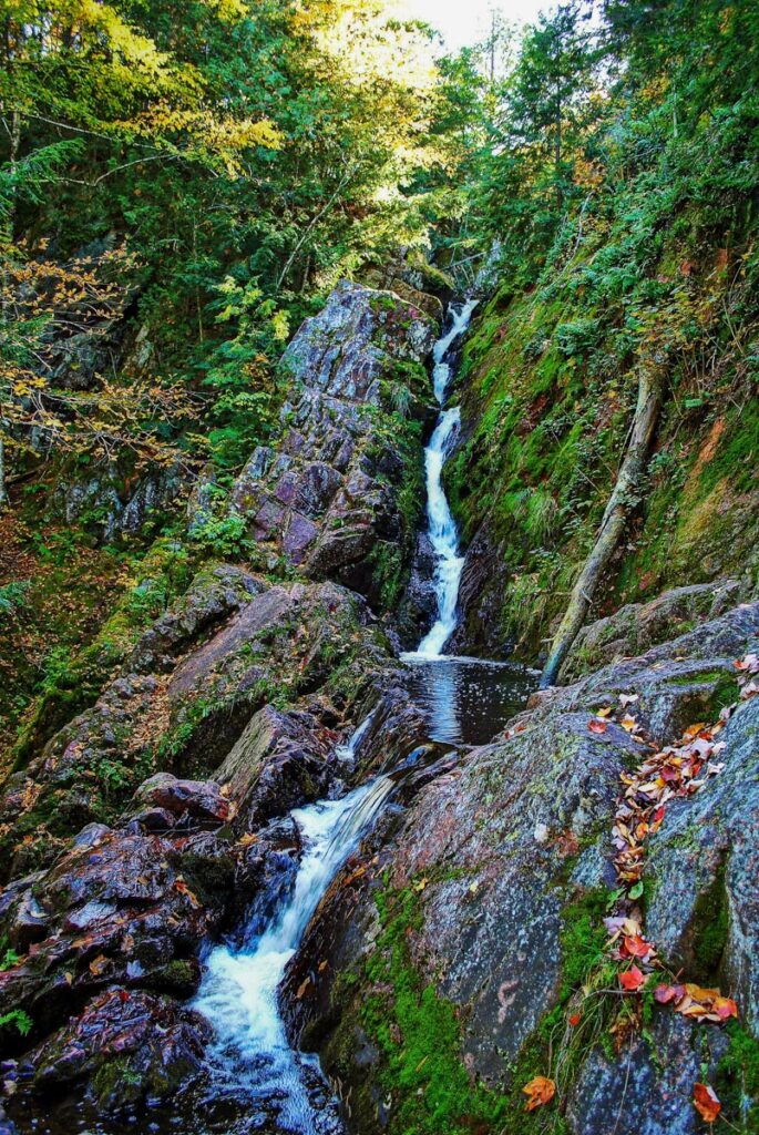 27 Best Waterfalls in Wisconsin + Local Hidden Gems